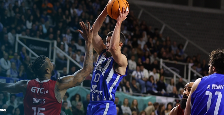 FC Porto bate novamente Benfica e apura-se para a final da Taça Hugo ...