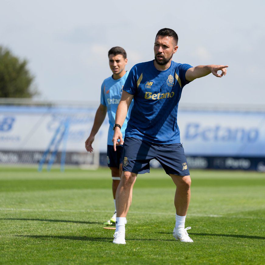 Dois nomes na ficha médica do FC Porto | Portal dos Dragões